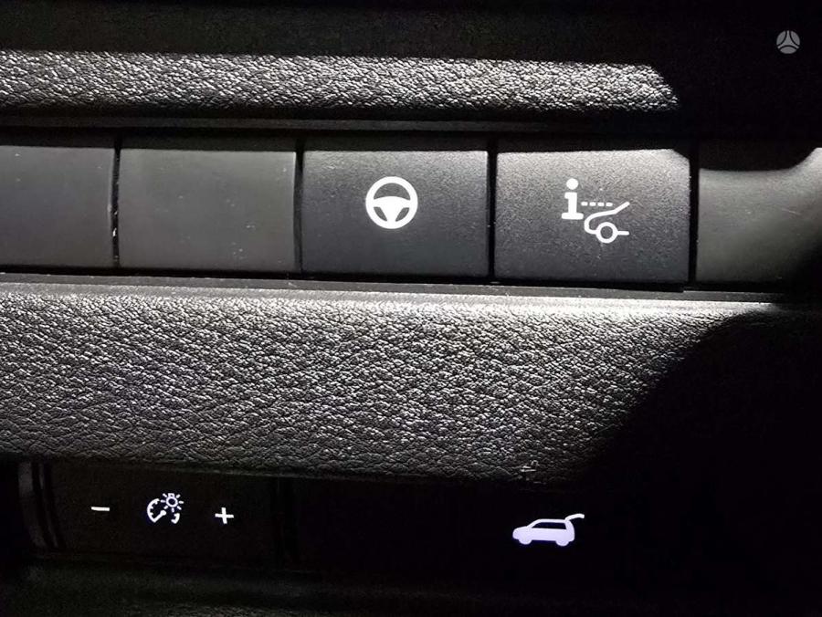 White Nissan X-Trail 2024 in Siauliai, with an engine capacity of 1.50 L and mileage of 26 thousand km for 32900 €, photo 17 on AUTOMOTO.COM.LV