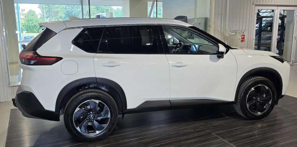 Balts Nissan X-Trail 2025 Šauļi, ar dzinēja tilpumu 1.50 L un nobraukumu 12 tūkst. km par 27400 €, foto 6 vietnē AUTOMOTO.COM.LV