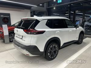 White Nissan X-Trail 2026 in Tartu, with an engine capacity of 1.50 L and mileage of 2 thousand km for 47390 €, photo 4 on AUTOMOTO.COM.LV