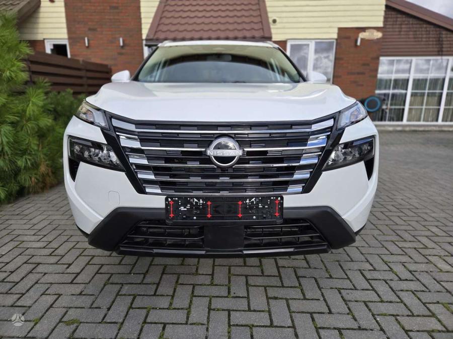 White Nissan X-Trail 2026 in Klaipeda, with an engine capacity of 1.50 L and mileage of 1 thousand km for 28400 €, photo 9 on AUTOMOTO.COM.LV