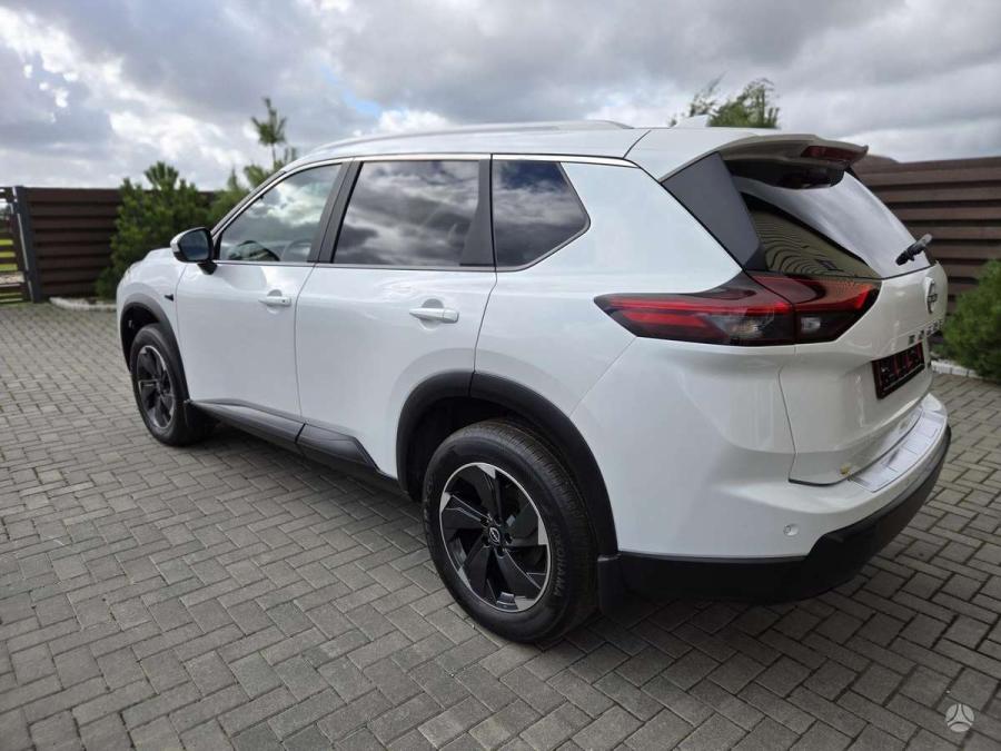 White Nissan X-Trail 2026 in Klaipeda, with an engine capacity of 1.50 L and mileage of 1 thousand km for 28400 €, photo 22 on AUTOMOTO.COM.LV