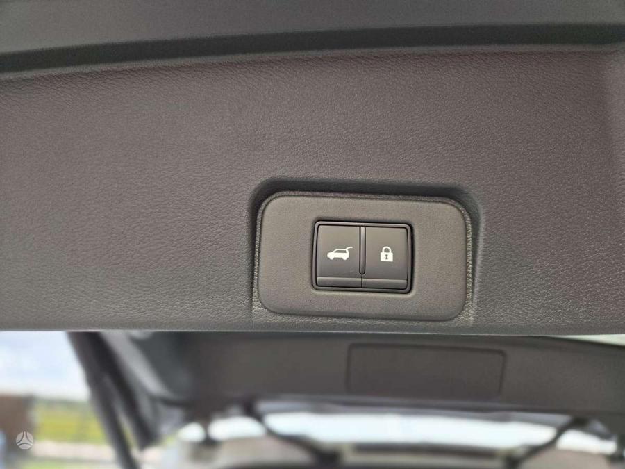 White Nissan X-Trail 2026 in Klaipeda, with an engine capacity of 1.50 L and mileage of 1 thousand km for 28400 €, photo 29 on AUTOMOTO.COM.LV