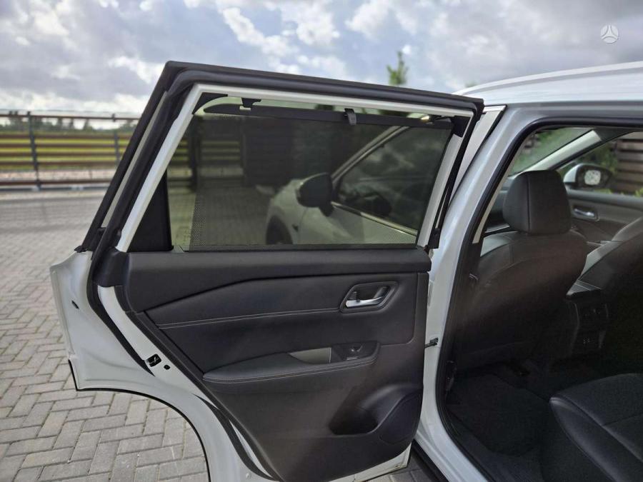 White Nissan X-Trail 2026 in Klaipeda, with an engine capacity of 1.50 L and mileage of 1 thousand km for 28400 €, photo 32 on AUTOMOTO.COM.LV