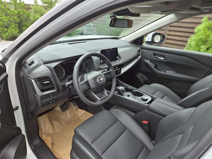 White Nissan X-Trail 2026 in Klaipeda, with an engine capacity of 1.50 L and mileage of 1 thousand km for 28400 €, photo 39 on AUTOMOTO.COM.LV