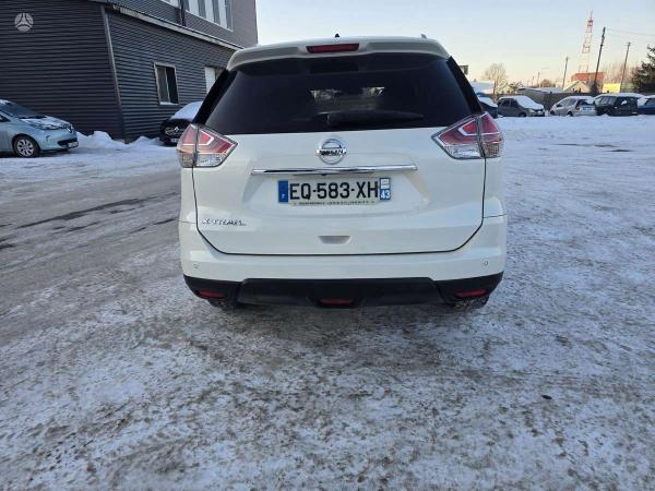 Balts Nissan X-Trail 2017 Tauragė, ar dzinēja tilpumu 1.60 L un nobraukumu 240 tūkst. km par 8300 €, foto 4 vietnē AUTOMOTO.COM.LV