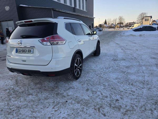 Balts Nissan X-Trail 2017 Tauragė, ar dzinēja tilpumu 1.60 L un nobraukumu 240 tūkst. km par 8300 €, foto 5 vietnē AUTOMOTO.COM.LV
