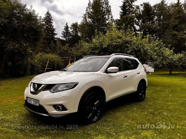Balts Nissan X-Trail 2016 Tallina, ar dzinēja tilpumu 1.60 L un nobraukumu 200 tūkst. km par 10000 €, foto 1 vietnē AUTOMOTO.COM.LV