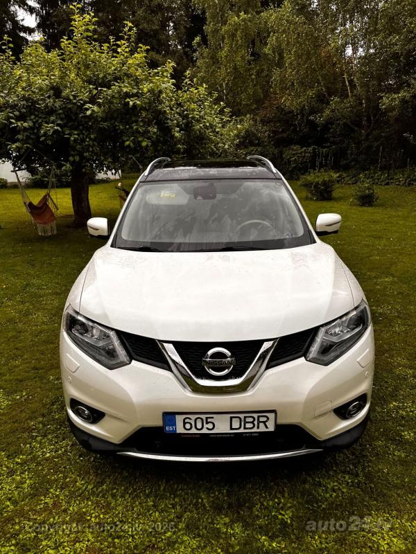 Balts Nissan X-Trail 2016 Tallina, ar dzinēja tilpumu 1.60 L un nobraukumu 200 tūkst. km par 10000 €, foto 2 vietnē AUTOMOTO.COM.LV