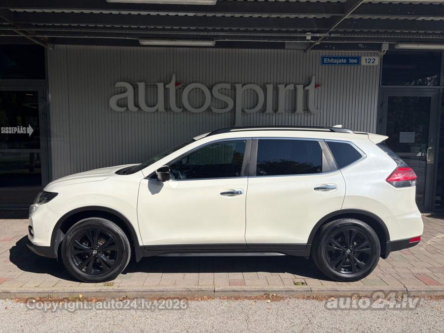 White Nissan X-Trail 2020 in Tallinn, with an engine capacity of 1.30 L and mileage of 171 thousand km for 12990 €, photo 5 on AUTOMOTO.COM.LV