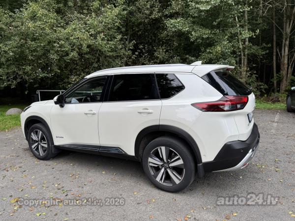 Nissan X-Trail 2023 Tallina vietnē Balts Nissan X-Trail 2023 Tallina, ar dzinēja tilpumu 1.50 L un nobraukumu 93 tūkst. km par 31000 €, foto 3 vietnē AUTOMOTO.COM.LV