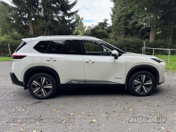 Nissan X-Trail 2023 Tallina vietnē Balts Nissan X-Trail 2023 Tallina, ar dzinēja tilpumu 1.50 L un nobraukumu 93 tūkst. km par 31000 €, foto 6 vietnē AUTOMOTO.COM.LV