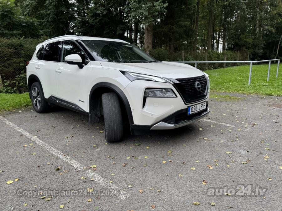 White Nissan X-Trail 2023 in Tallinn, with an engine capacity of 1.50 L and mileage of 93 thousand km for 31000 €, photo 8 on AUTOMOTO.COM.LV