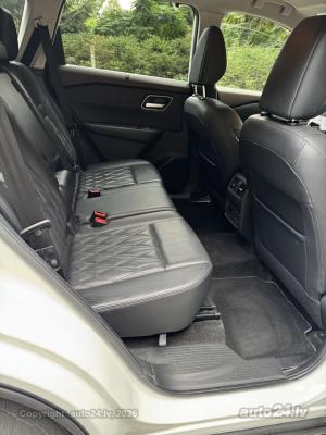 White Nissan X-Trail 2023 in Tallinn, with an engine capacity of 1.50 L and mileage of 93 thousand km for 31000 €, photo 15 on AUTOMOTO.COM.LV
