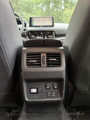 White Nissan X-Trail 2023 in Tallinn, with an engine capacity of 1.50 L and mileage of 93 thousand km for 31000 €, photo 25 on AUTOMOTO.COM.LV