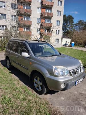 Желтый Ниссан ИксТрейл 2003 в Даугавпилс, объемом двигателя 2.20 л и пробегом 403 тыс. км за 900 €, фото 5 на AUTOMOTO.COM.LV