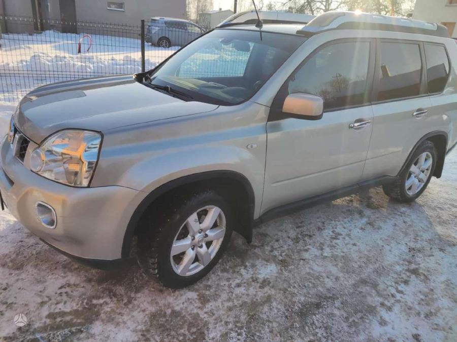 Dzeltens Nissan X-Trail 2008 Viļņa, ar dzinēja tilpumu 2.00 L un nobraukumu 190 tūkst. km par 5900 €, foto 2 vietnē AUTOMOTO.COM.LV