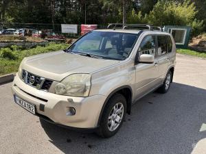 Желтый Ниссан ИксТрейл 2008 в Друскининкай, объемом двигателя 2.00 л и пробегом 231 тыс. км за 3700 €, фото 9 на AUTOMOTO.COM.LV
