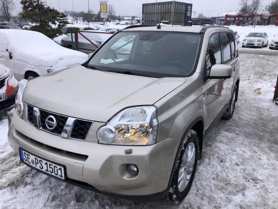 Yellow Nissan X-Trail 2009 in Klaipeda, with an engine capacity of 2.00 L and mileage of 280 thousand km for 3900 €, photo 2 on AUTOMOTO.COM.LV