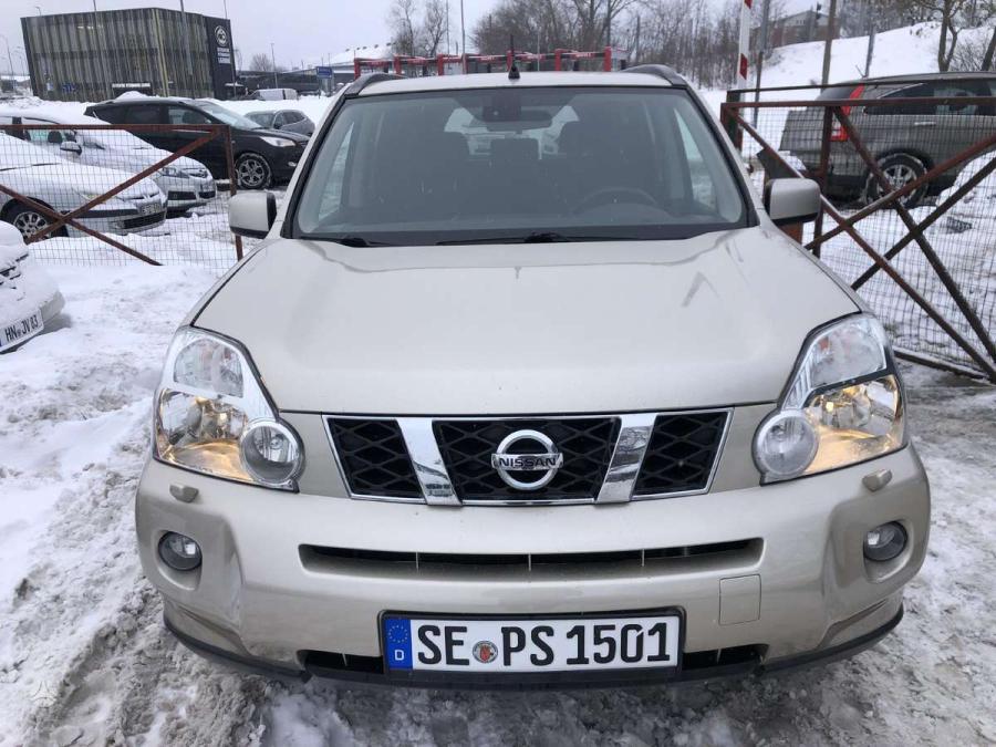Yellow Nissan X-Trail 2009 in Klaipeda, with an engine capacity of 2.00 L and mileage of 280 thousand km for 3900 €, photo 5 on AUTOMOTO.COM.LV