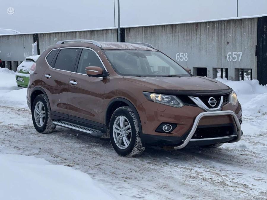 Dzeltens Nissan X-Trail 2015 Viļņa, ar dzinēja tilpumu 1.60 L un nobraukumu 190 tūkst. km par 8400 €, foto 1 vietnē AUTOMOTO.COM.LV