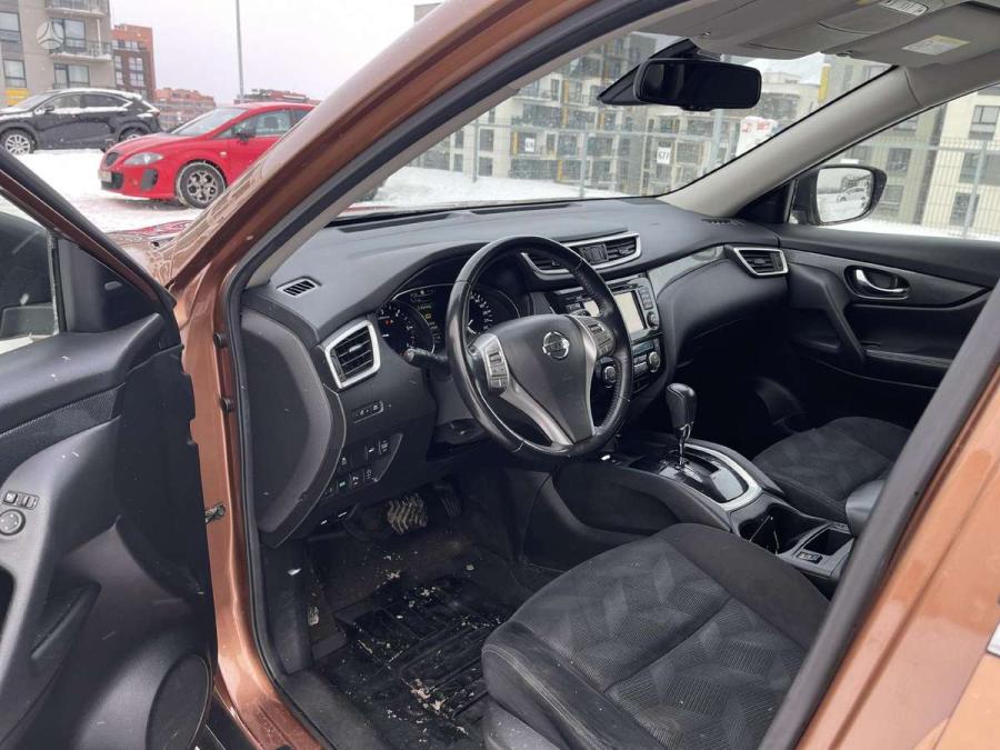 Dzeltens Nissan X-Trail 2015 Viļņa, ar dzinēja tilpumu 1.60 L un nobraukumu 190 tūkst. km par 8400 €, foto 14 vietnē AUTOMOTO.COM.LV