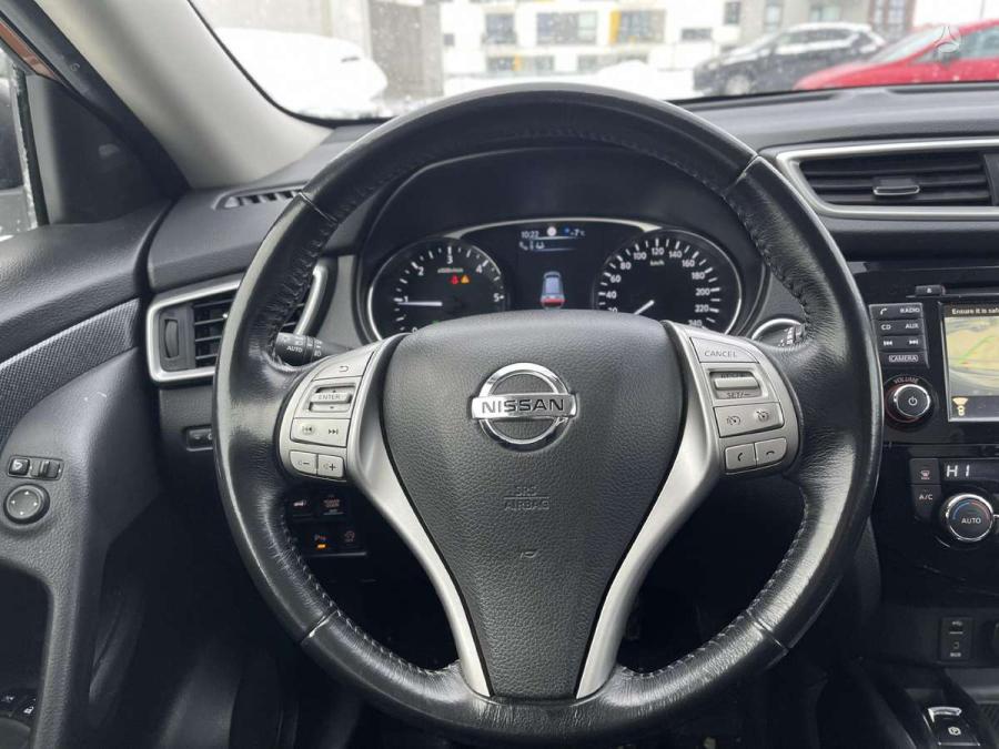 Dzeltens Nissan X-Trail 2015 Viļņa, ar dzinēja tilpumu 1.60 L un nobraukumu 190 tūkst. km par 8400 €, foto 22 vietnē AUTOMOTO.COM.LV