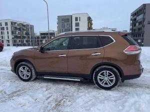 Dzeltens Nissan X-Trail 2015 Viļņa, ar dzinēja tilpumu 1.60 L un nobraukumu 190 tūkst. km par 8200 €, foto 9 vietnē AUTOMOTO.COM.LV