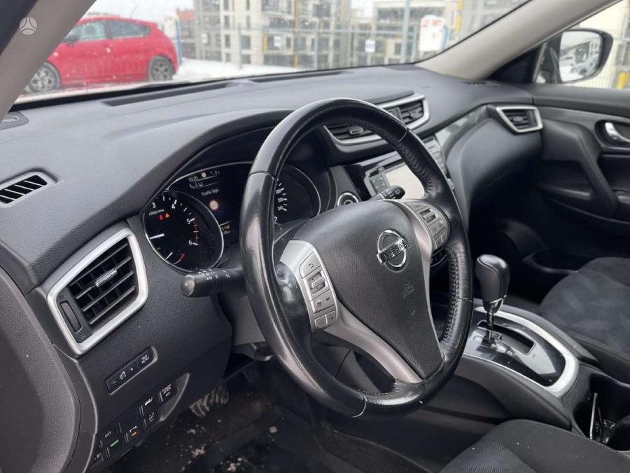 Dzeltens Nissan X-Trail 2015 Viļņa, ar dzinēja tilpumu 1.60 L un nobraukumu 190 tūkst. km par 8200 €, foto 15 vietnē AUTOMOTO.COM.LV