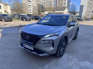 Dzeltens Nissan X-Trail 2023 Rīga, ar dzinēja tilpumu 1.50 L un nobraukumu 20 tūkst. km par 34500 €, foto  vietnē AUTOMOTO.COM.LV