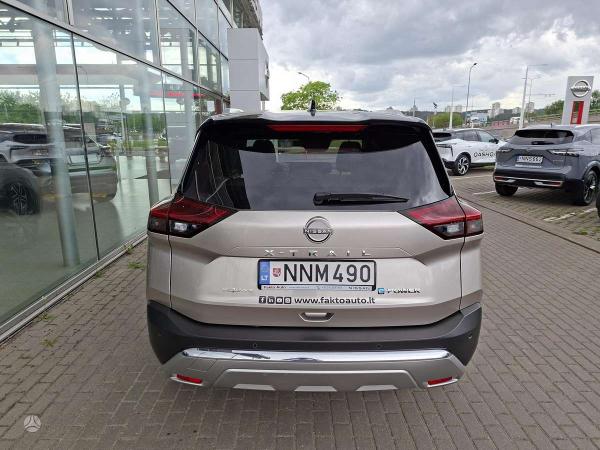 Yellow Nissan X-Trail 2025 in Vilnius, with an engine capacity of 1.50 L and mileage of 9 thousand km for 46900 €, photo 4 on AUTOMOTO.COM.LV