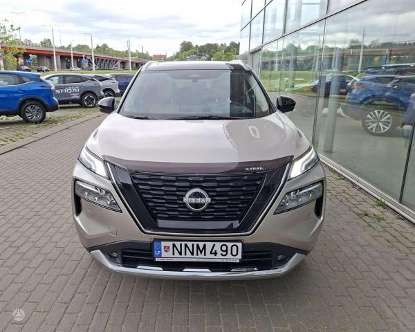 Yellow Nissan X-Trail 2025 in Vilnius, with an engine capacity of 1.50 L and mileage of 9 thousand km for 46900 €, photo 8 on AUTOMOTO.COM.LV
