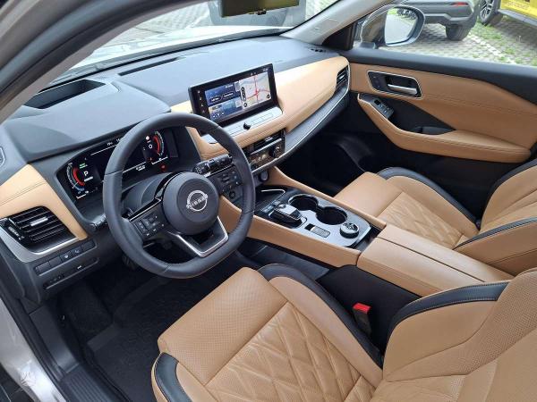 Yellow Nissan X-Trail 2025 in Vilnius, with an engine capacity of 1.50 L and mileage of 9 thousand km for 46900 €, photo 10 on AUTOMOTO.COM.LV