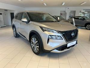 Dzeltens Nissan X-Trail 2026 Šauļi, ar dzinēja tilpumu 1.50 L un nobraukumu 1 tūkst. km par 47490 €, foto  vietnē AUTOMOTO.COM.LV