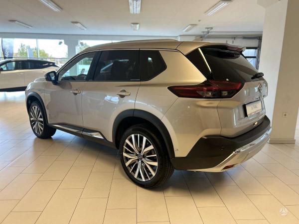 Dzeltens Nissan X-Trail 2026 Šauļi, ar dzinēja tilpumu 1.50 L un nobraukumu 1 tūkst. km par 47490 €, foto 4 vietnē AUTOMOTO.COM.LV
