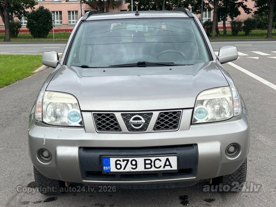 Желтый Ниссан ИксТрейл 2006 в Нарва, объемом двигателя 2.20 л и пробегом 230 тыс. км за 1999 €, фото 5 на AUTOMOTO.COM.LV