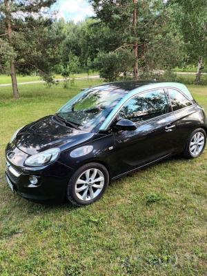 Black Opel Adam 2013 in Riga, with an engine capacity of 1.20 L and mileage of 242 thousand km for 2950 €, photo 4 on AUTOMOTO.COM.LV