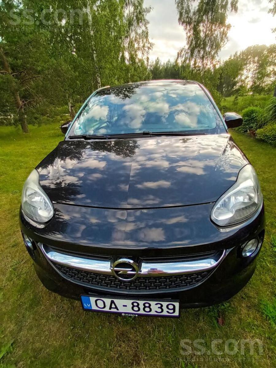 Black Opel Adam 2013 in Riga, with an engine capacity of 1.20 L and mileage of 242 thousand km for 2950 €, photo 7 on AUTOMOTO.COM.LV