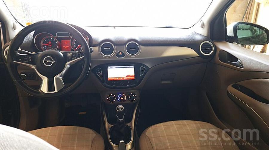 Grey Opel Adam 2013 in Tukums, with an engine capacity of 1.40 L and mileage of 184 thousand km for 2900 €, photo 6 on AUTOMOTO.COM.LV