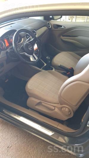 Grey Opel Adam 2013 in Tukums, with an engine capacity of 1.40 L and mileage of 184 thousand km for 2900 €, photo 8 on AUTOMOTO.COM.LV