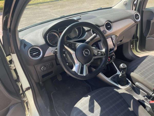 Opel Adam 2013 Panevēža, ar dzinēja tilpumu 1.40 L un nobraukumu 148 tūkst. km par 4250 €, foto 8 vietnē AUTOMOTO.COM.LV
