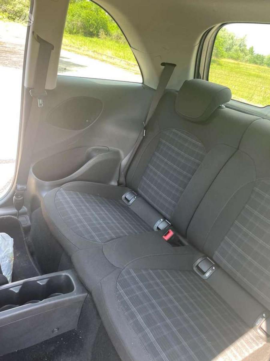 Opel Adam 2013 Panevēža, ar dzinēja tilpumu 1.40 L un nobraukumu 148 tūkst. km par 4250 €, foto 10 vietnē AUTOMOTO.COM.LV