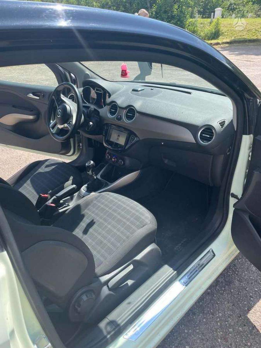 Opel Adam 2013 Panevēža, ar dzinēja tilpumu 1.40 L un nobraukumu 148 tūkst. km par 4250 €, foto 19 vietnē AUTOMOTO.COM.LV