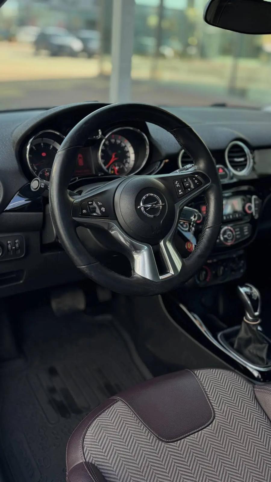Opel Adam 2016 in Riga, with an engine capacity of 1.40 L and mileage of 83 thousand km for 6700 €, photo 15 on AUTOMOTO.COM.LV