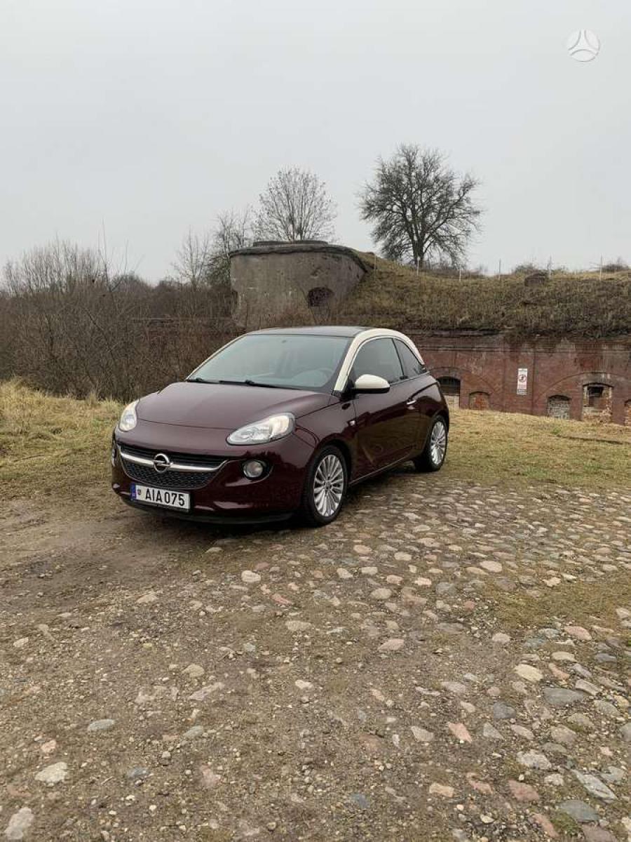 Violet Opel Adam 2014 in Kaunas, with an engine capacity of 1.40 L and mileage of 145 thousand km for 3600 €, photo 1 on AUTOMOTO.COM.LV