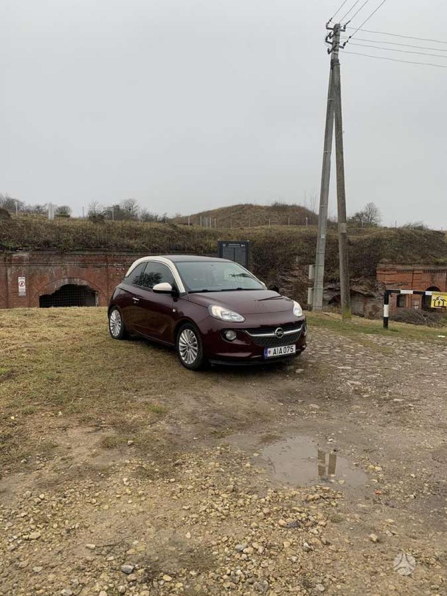 Violet Opel Adam 2014 in Kaunas, with an engine capacity of 1.40 L and mileage of 145 thousand km for 3600 €, photo 2 on AUTOMOTO.COM.LV