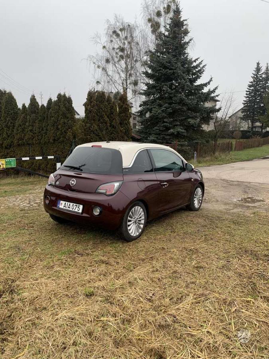 Violet Opel Adam 2014 in Kaunas, with an engine capacity of 1.40 L and mileage of 145 thousand km for 3600 €, photo 5 on AUTOMOTO.COM.LV