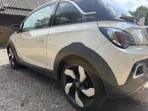 Balts Opel Adam 2017 Marijampole, ar dzinēja tilpumu 1.40 L un nobraukumu 179 tūkst. km par 5150 €, foto 4 vietnē AUTOMOTO.COM.LV