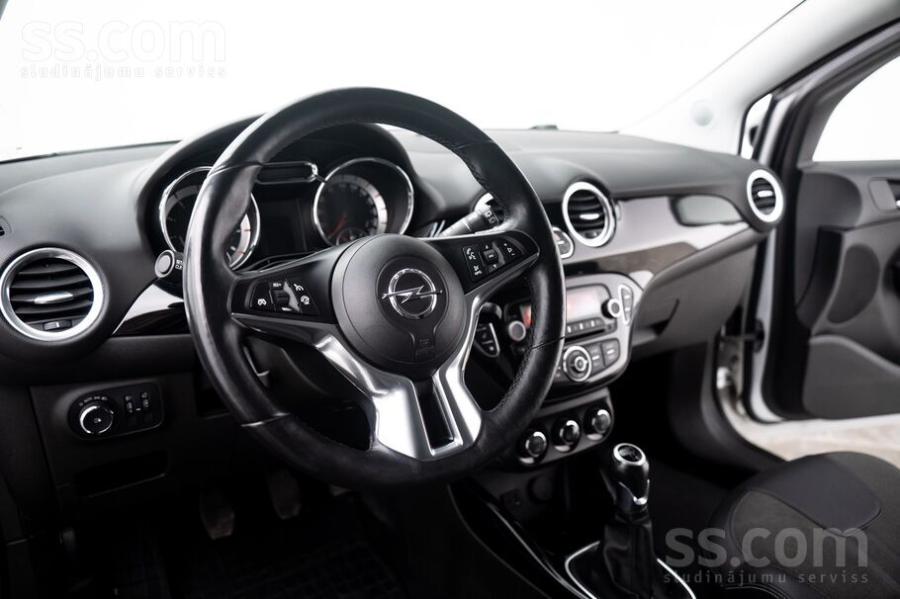 White Opel Adam 2014 in Tallinn, with an engine capacity of 1.40 L and mileage of 122 thousand km for 4499 €, photo 10 on AUTOMOTO.COM.LV