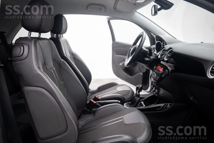 White Opel Adam 2014 in Tallinn, with an engine capacity of 1.40 L and mileage of 122 thousand km for 4499 €, photo 13 on AUTOMOTO.COM.LV