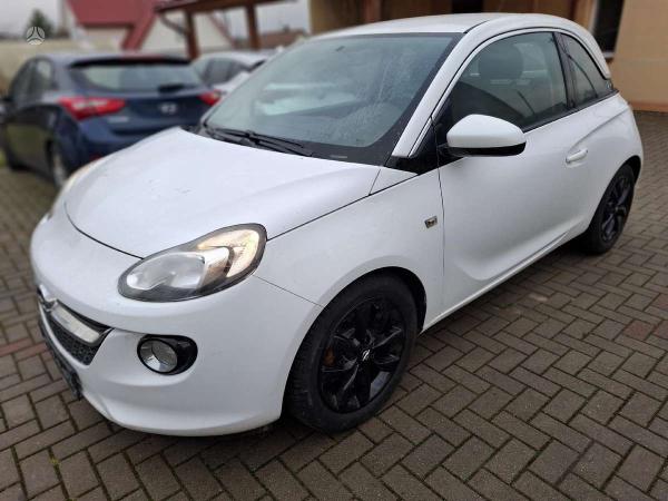 Balts Opel Adam 2016 Rokiškis, ar dzinēja tilpumu 1.23 L un nobraukumu 190 tūkst. km par 2900 €, foto 1 vietnē AUTOMOTO.COM.LV